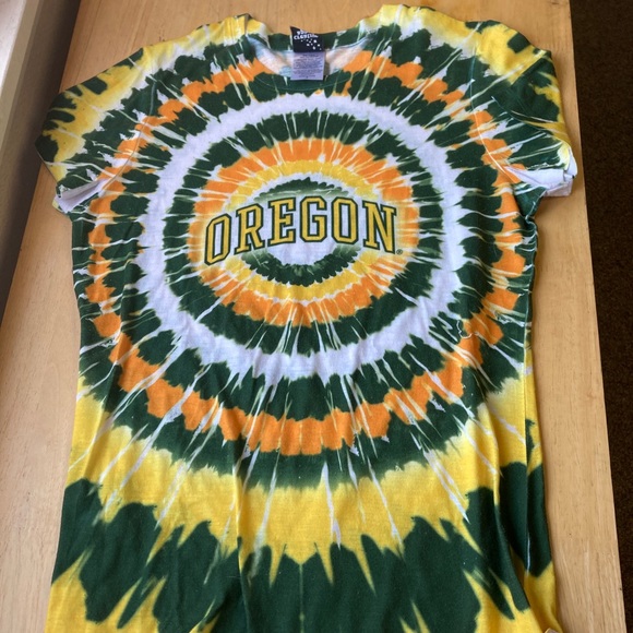 Creative Apparel | Tops | Creative Apparel T Shirt M | Poshmark